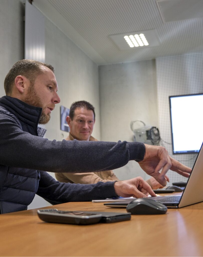 Novatics, la performance au cœur de votre industrie - Machines de ...